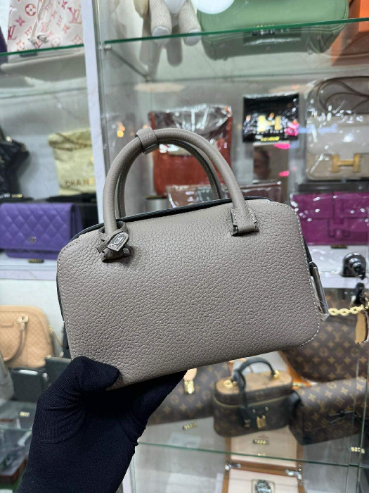 Delvaux nano cool box ( 大象灰） :: Summercstore