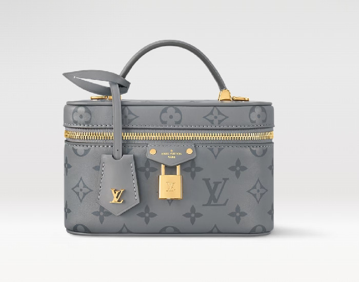 LV Vanity Chain Pouch :: Summercstore